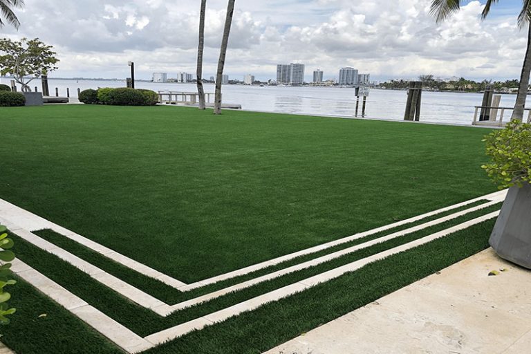 Artificial Turf Installation - Yards, Driveways, putting greens & more